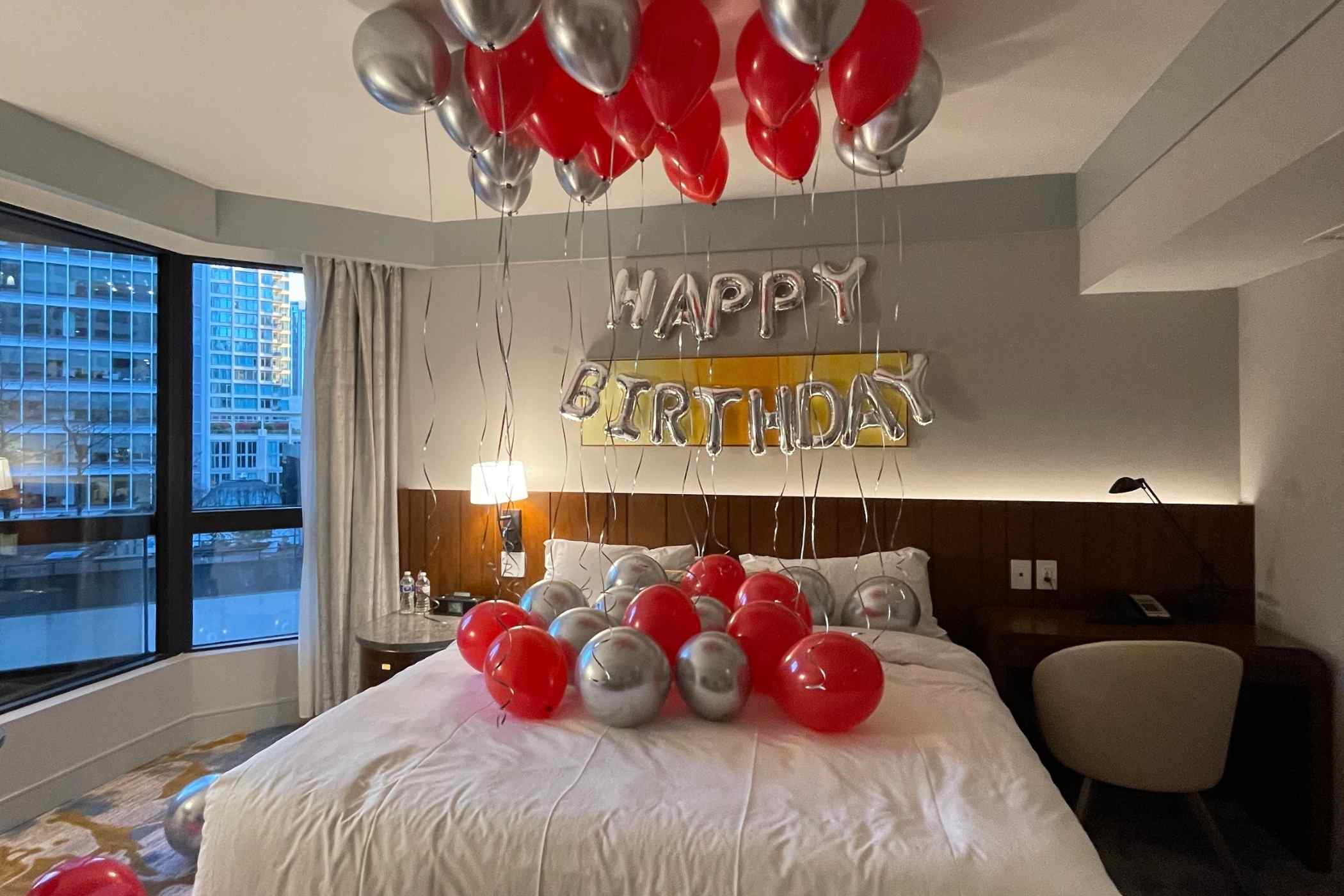 Calgary Hotel Room Balloon Decoration Luxury Birthday Surprise Setup ...